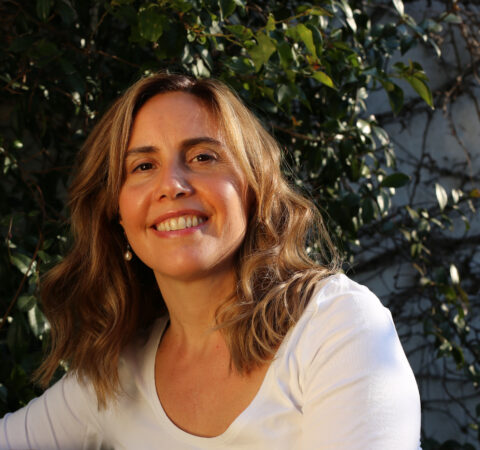 Julia Lescano: “en una vida escaparate se incentiva la copia, la masa ...